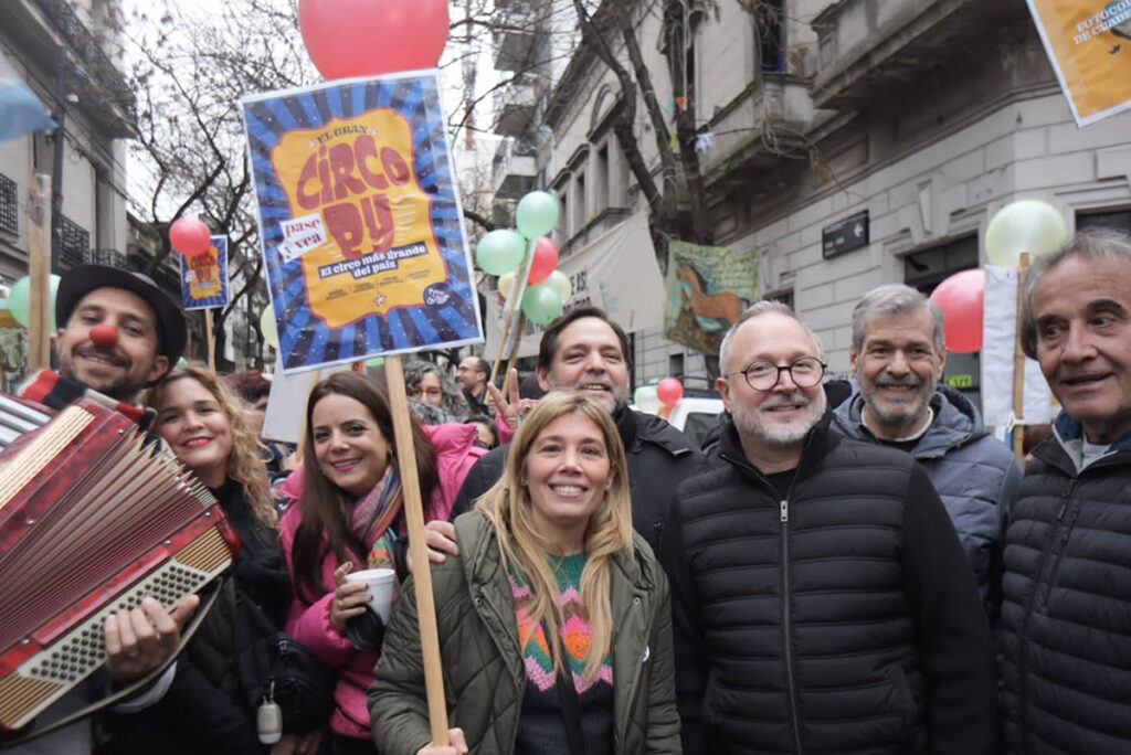 De Morón a San José 1111: una multitud respaldó a Cristina y mostró el ...
